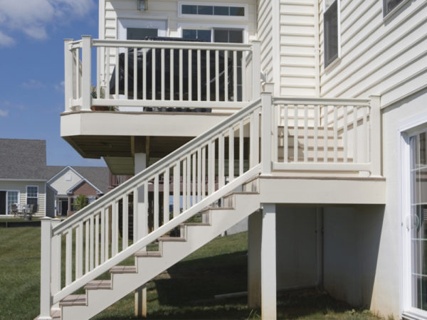 Creekside Vinyl | Easy To Install Railing Kits, Poly Furniture, & More